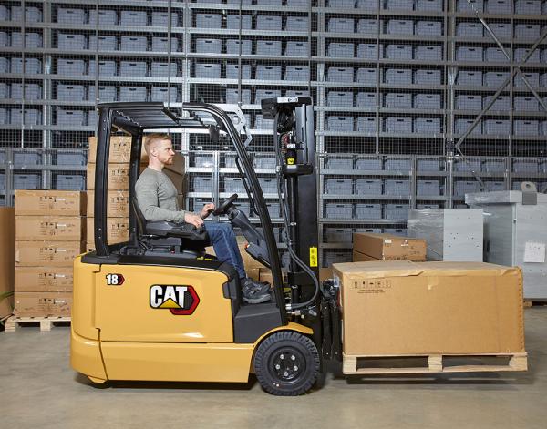 Choose bigger profits and switch to Cat® electric lift trucks | Cat ...